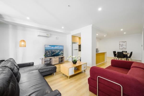 3br In Liverpool For 8 Ppl With Free 2 Parking Spots - Liverpool