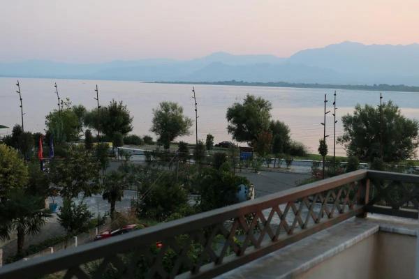 Lake Retreat Villa - Shkodër