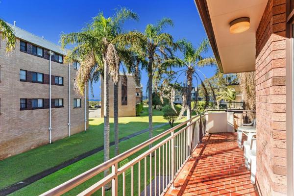 Kurranulla Unit 5 15 Weatherly Close - Nelson Bay