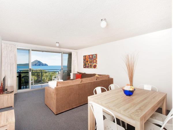 Ocean Shores Unit 10 27 Weatherly Close - Nelson Bay