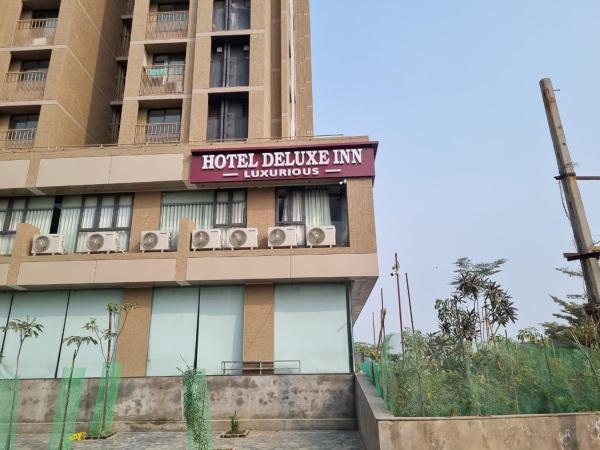 Hotel Deluxe Inn - Ahmedabad