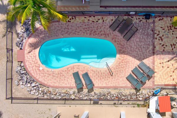 Oceanview Rooftop Retreat 3br 3ba In Marathon Fl - Marathon, FL