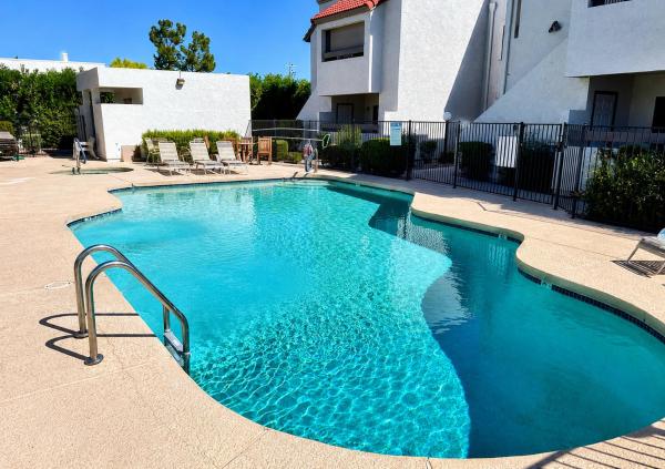 Walkable 2br In Old Town W Pool More - Scottsdale, AZ
