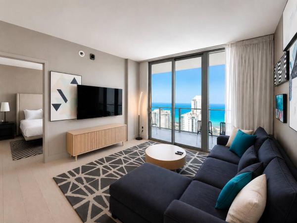 Elegant 2br Residence Panoramic Water Views - No Resort & Parking Fee - Hallandale Beach, FL