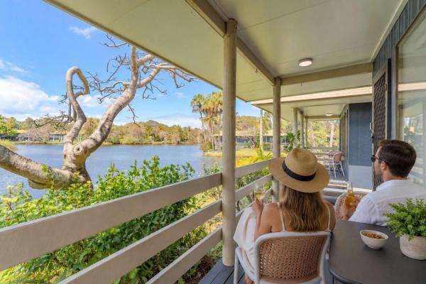 Sanctuary Lakeside Studios By Vacayz - Hervey Bay