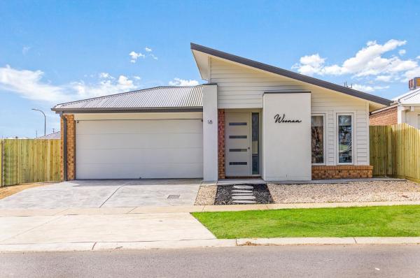 Woonan - Warrnambool