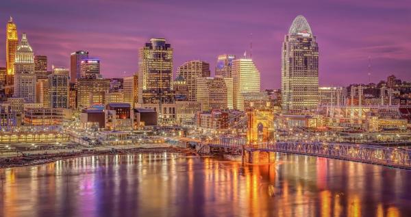 Mins To Uc Medical, Paycor Stadium, Reds Stadium - Cincinnati