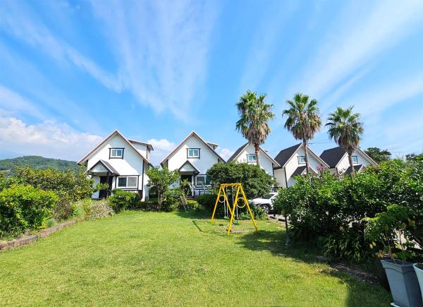 Zain Village Pension - Jeju-do