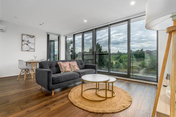 Stylish 2br Apt 5 Mins To Canberra Hospital - Hosted By Canstay - 坎培拉