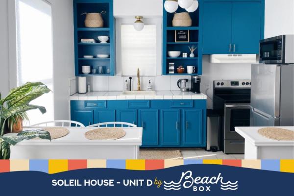 Soleil House Unit D - Close To Beach And Downtown - Seawall Boulevard, TX