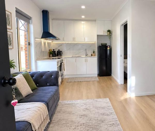 The Aurelia Lunara Boutique-with Romantic Pool - Melbourne