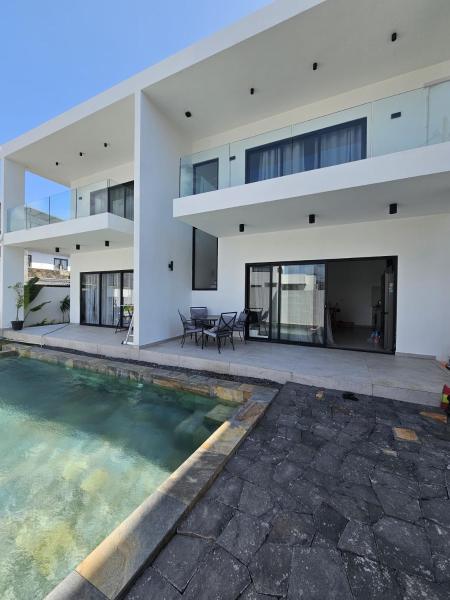 Adam Duplex - Mauritius