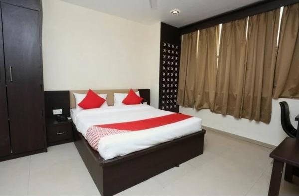Hotel R K International - Lucknow
