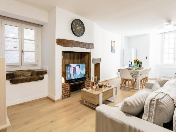 Appartement De Caractère, 4 Pers, Village Médiéval Martel, Animaux Admis, Wifi Gratuit - Fr-1-828-15 - Martel