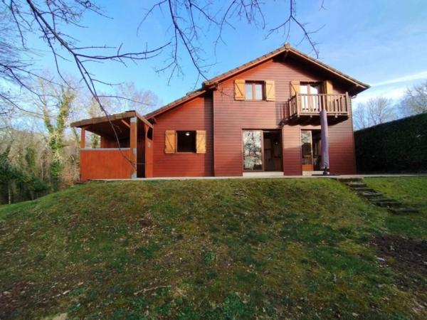 Chalet Cosy Au Vert Pour 6 Avec Piscine Et Wi-fi, Proche Souillac - Fr-1-828-3 - Lot