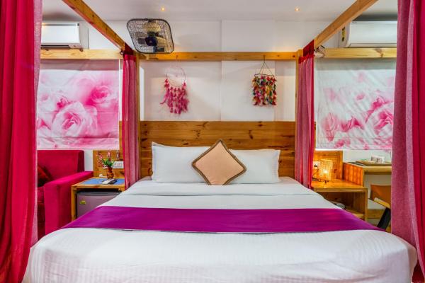 Dsr Pink Suites - Hyderabad