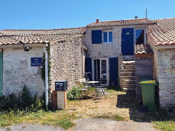 Chai Rénové Dans Village Traditionnel Oléronnais - Saint-Pierre-d'Oléron