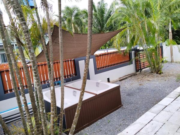 2 Rooms Bathtub House In Ao Nang - 크래비