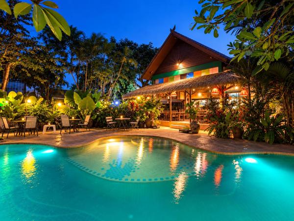 Oasis By Four Twenty - Kata Beach
