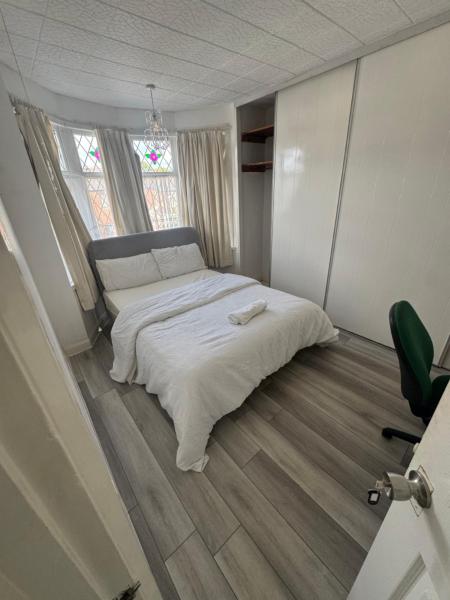 Cozy Home Away - Coventry