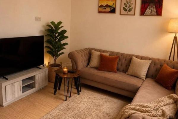 Oldham 4-bed House Sleeps 4 With Parking - Rochdale