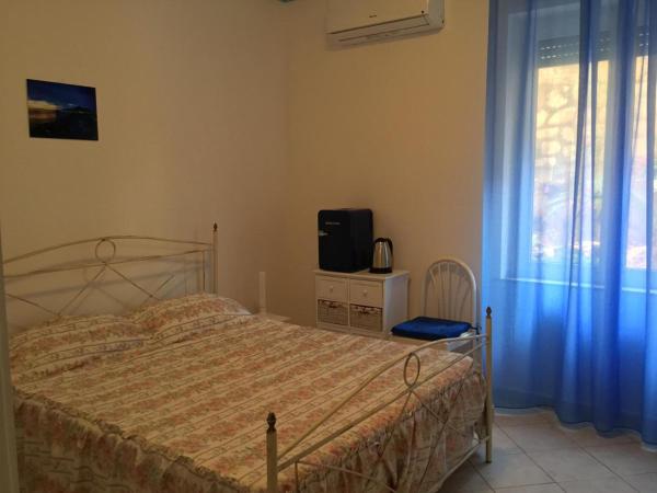 Stanza Privata A Casa Di Eleonora - Sorrento