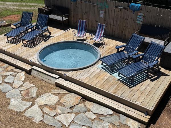 Flip-flop Down To The Lake, Marina And Outdoor Fun - Lake Norman, NC