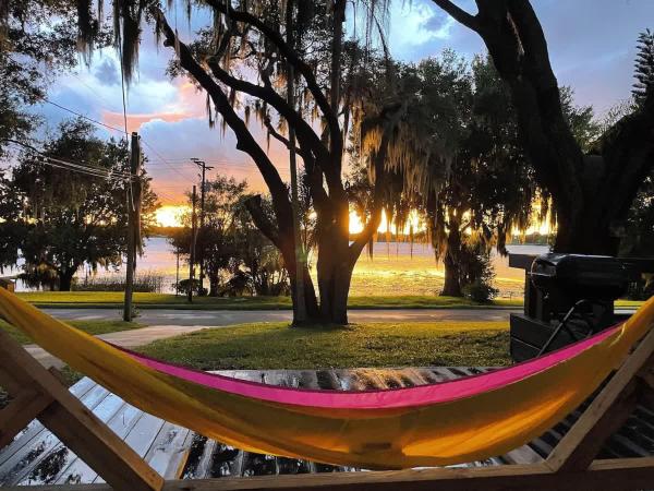 Best Sunsets In Winter Haven Lakefront Home 5 Minutes From Downtown! - Winter Haven, FL