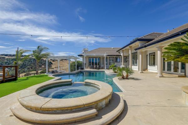 Luxury Pilot Hill Estate In A Vineyard Community - El Dorado Hills, CA