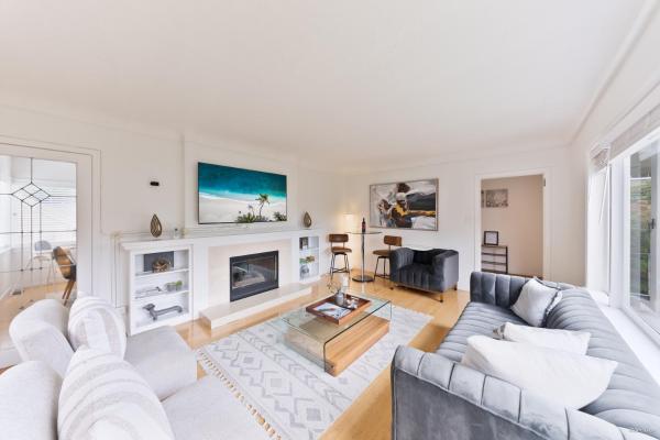 Spacious Dundarave Home Near Village And Beach - West Vancouver