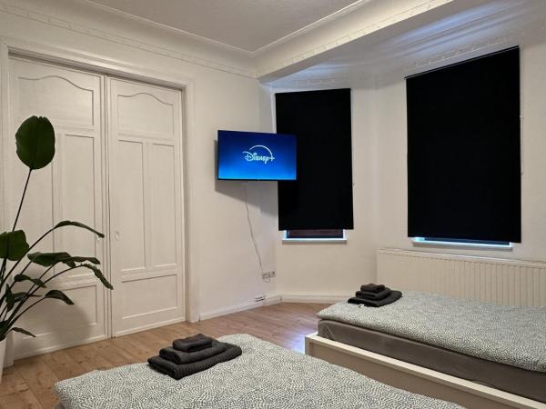 Monteur- & Ferienwohnung An Der Allee I 4 Schlafzimmer, Balkon & Wlan - Bremerhaven