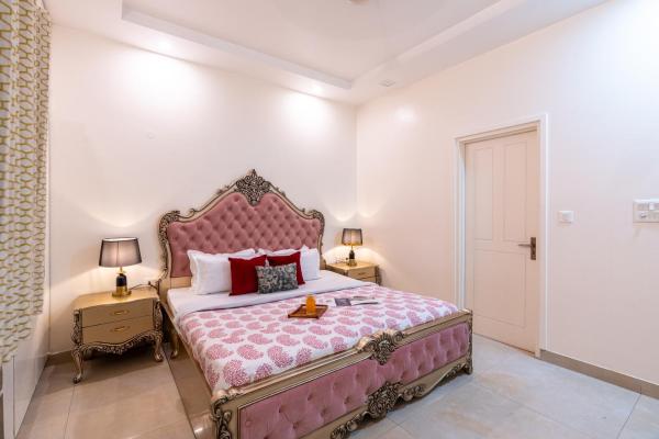 Homlee-white House-2bhk-parking-max Hospital-saket - Nueva Delhi