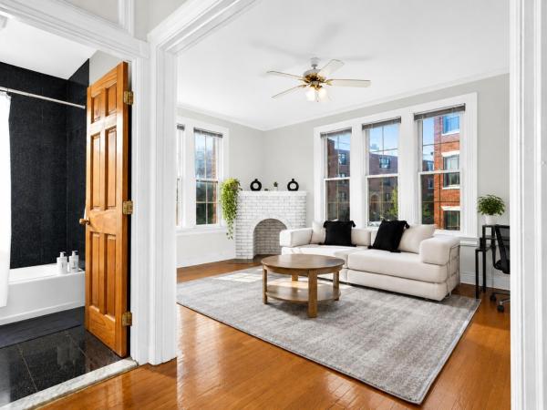 Charming 2br In Boston - Medford