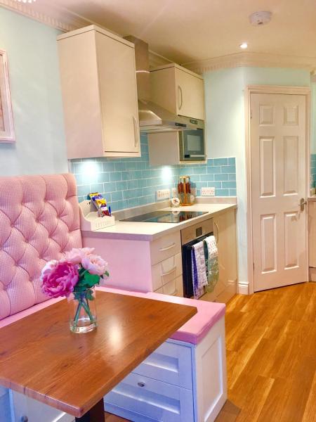 Angel's (Station Accommodation) - Cambridge, UK