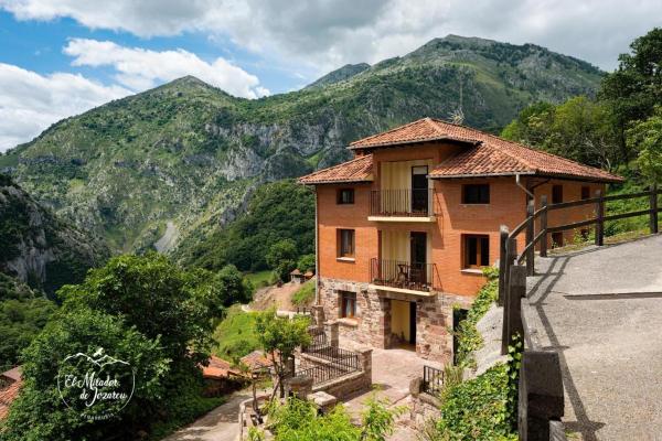 El Mirador De Jozarcu - Potes