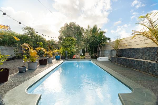 The Coin De Mire Retreat 4br Villa With Pool - Mauritius
