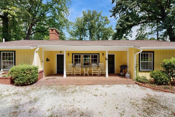 Sonshine Cottage - Hendersonville, NC