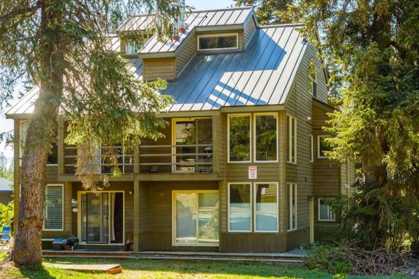 Ski-inout Loft Condo Near The Village Square - Anchorage, AK