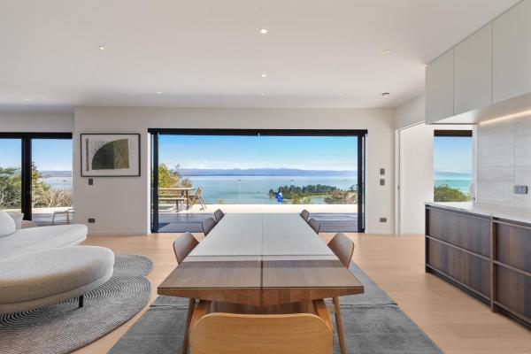 Porto Sanctuary - Tranquil Coastal Luxury With Sweeping Views - Richmond