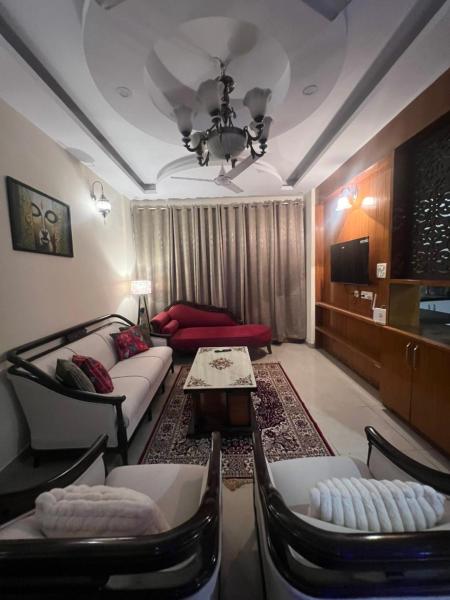 Calm And Cozy 2bhk - Chandigarh