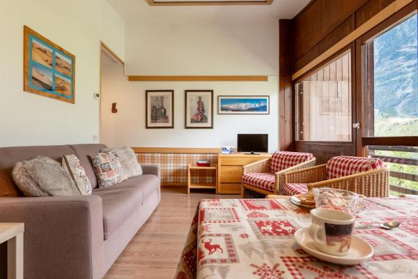 Mcx Vacation Rental - Aria , Ski In Ski Out Apartment In Breuil-cervinia With Matterhorn Views - Zermatt