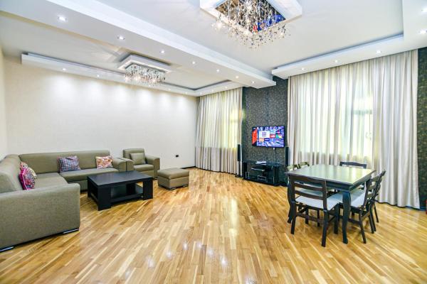 Lux Apartment Nizami Street 73 - Baku