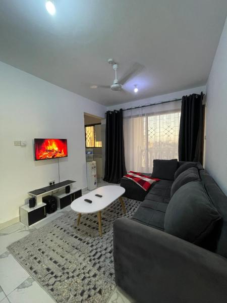 Stays With E&m - Mombasa