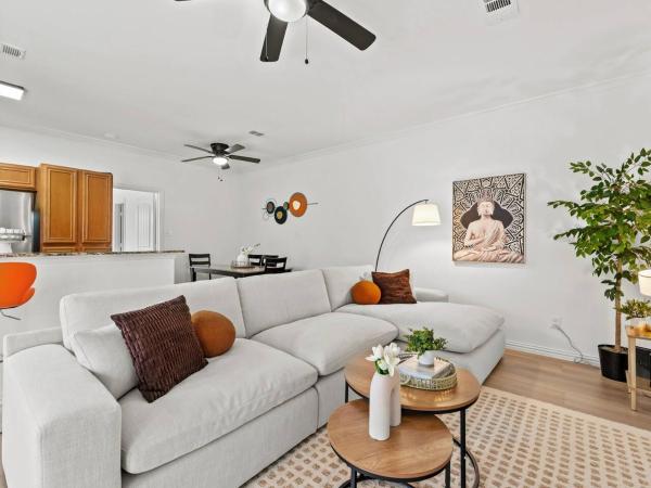 7 Beds• Sleeps 10 • At&t • Epiccentral • Fifa 2026 - Grand Prairie, TX