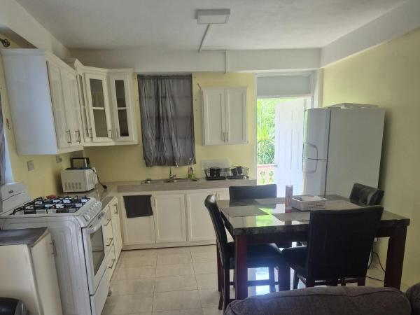J's Vacation Home - Dominica