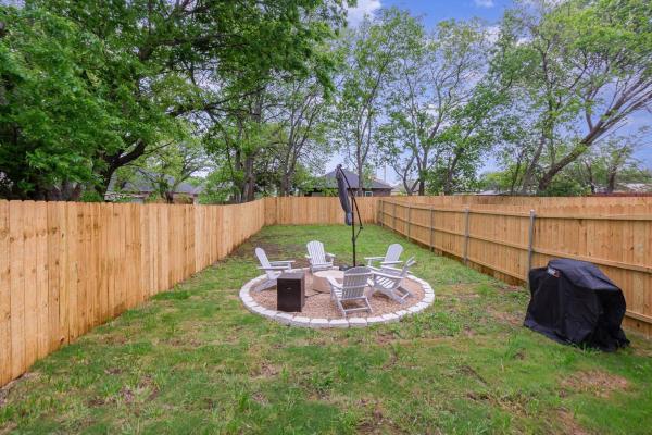 Sleeps 10 • 5 Beds • Epiccentral • At&t • Fifa2026 - Grand Prairie, TX