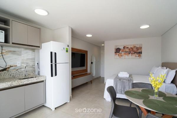Studio C/ Varanda Em Cond. C/ Piscina Msu1101 - Governador Valadares