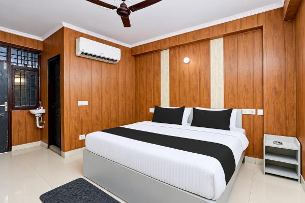 Hotel O The Six - Noida