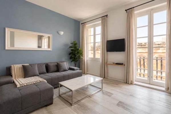 Bnbnova - Studio With Rooftop Terrace - Old Town - La Valette