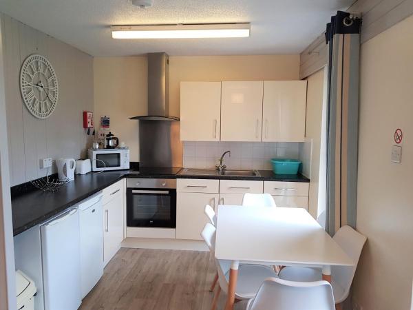 Perran View Holiday Park - Porthtowan